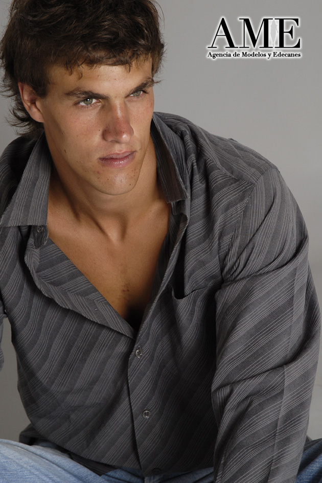 Matias V - Agencia de Modelos y edecanes AME