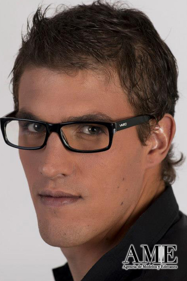 Matias V - Agencia de Modelos y edecanes AME